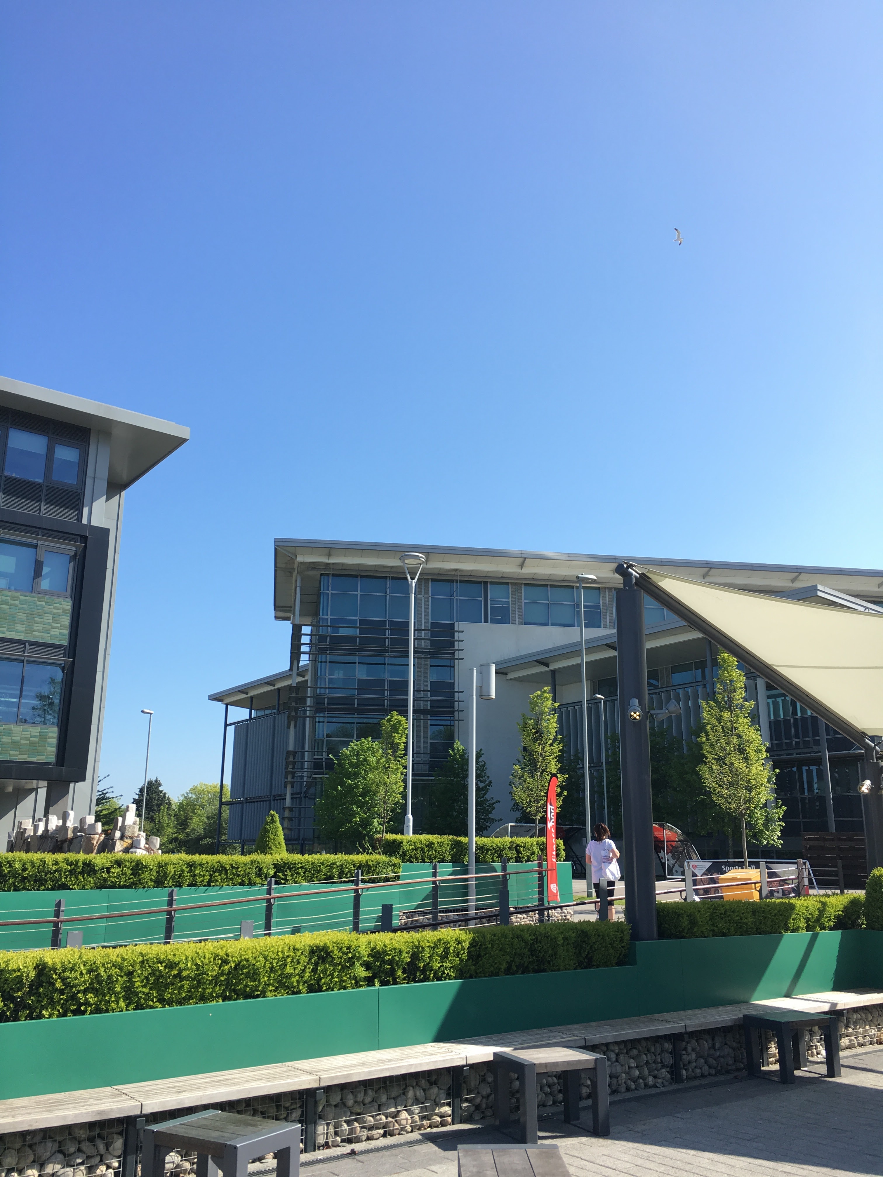 Middlesex University London [MDX] UK - Scholarships, Fees, Courses ...